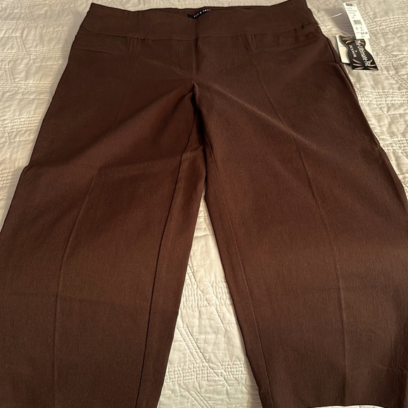 Zac & Rachel | Pants & Jumpsuits | Zac Rachel Capri Pants | Poshmark
